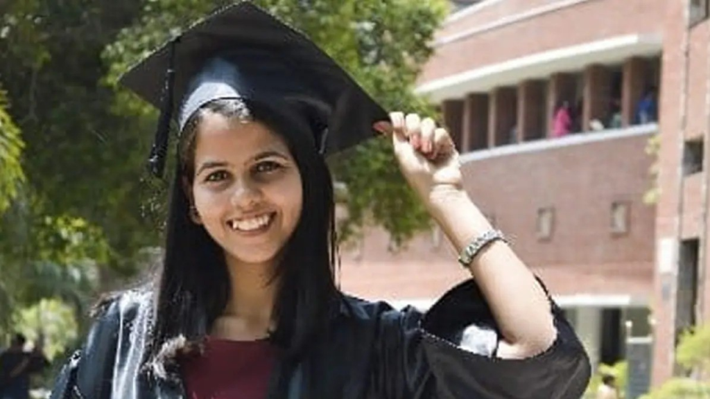 UPSC Topper 2024 List With Marks, Rank, State And Inspirational ...